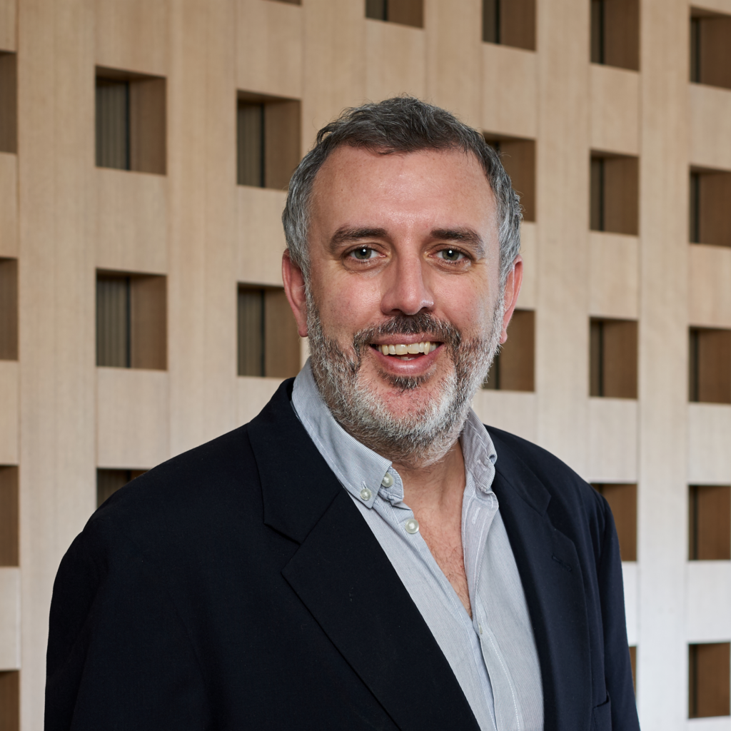 Geoff MacNeil — Crowdbotics